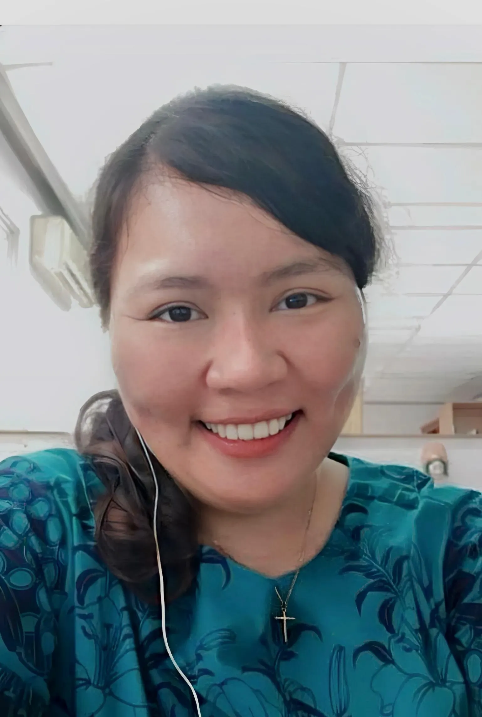 Mrs. Rina Yuliana Wattimena | Full Team | Sillobaharinusantara.com